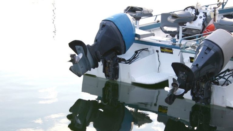 How to Mount an Outboard Motor Properly